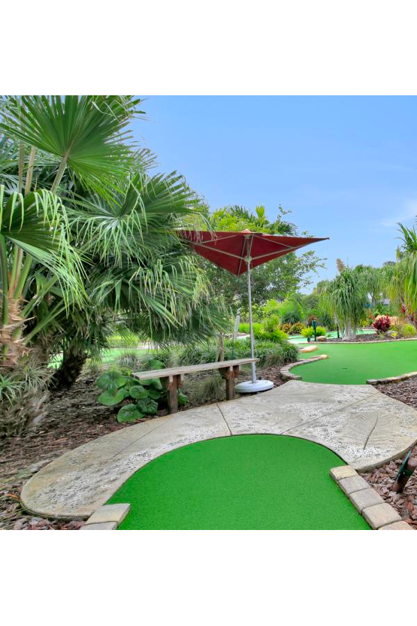 FAMILY FUN – Marco Room Service